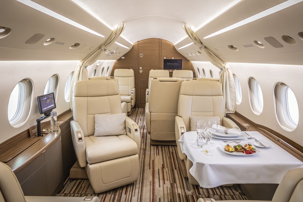 Falcon 2000 Lx Specs